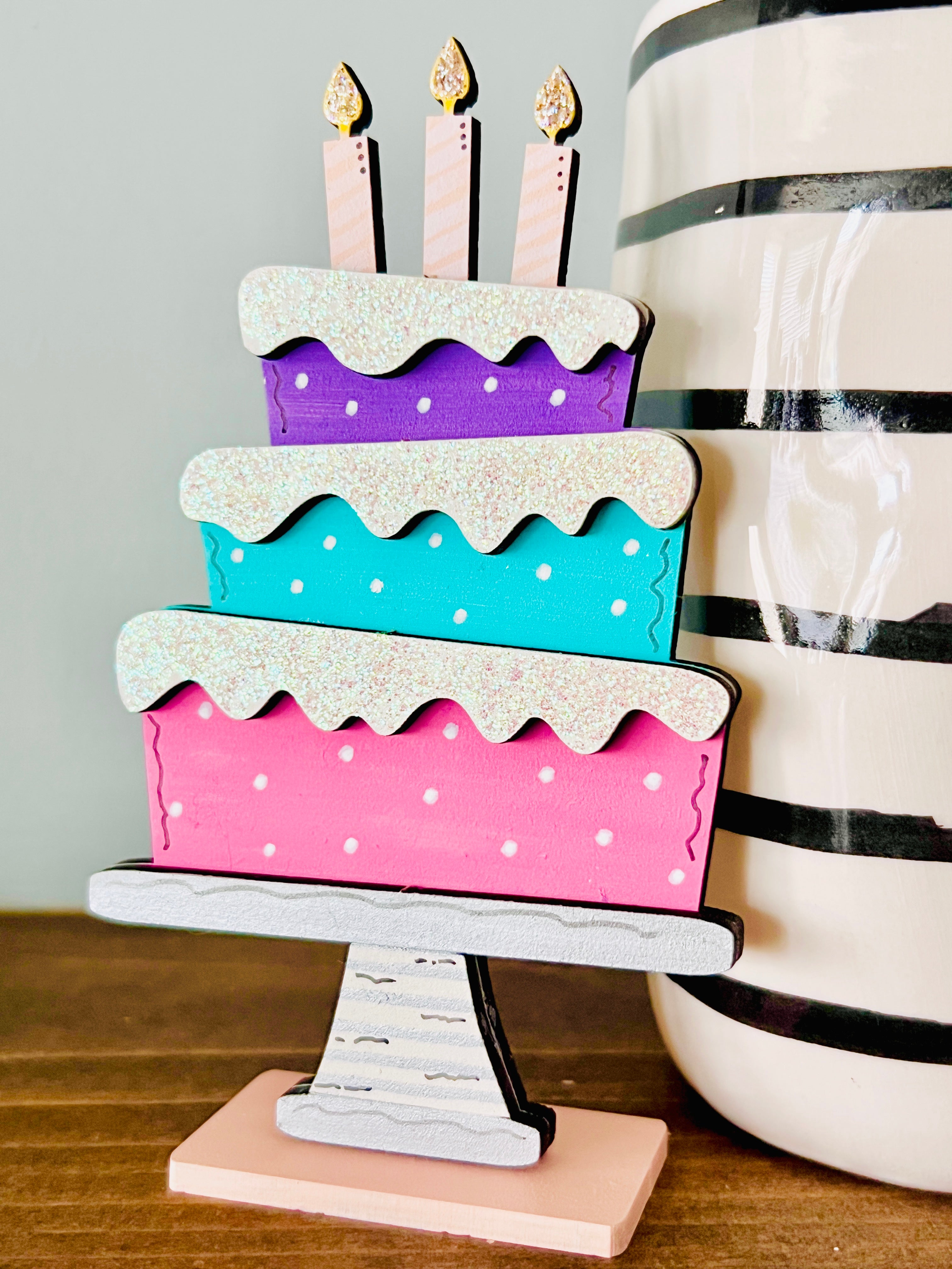 FREE Birthday Cake Craft kit – The Ruffled Daisy